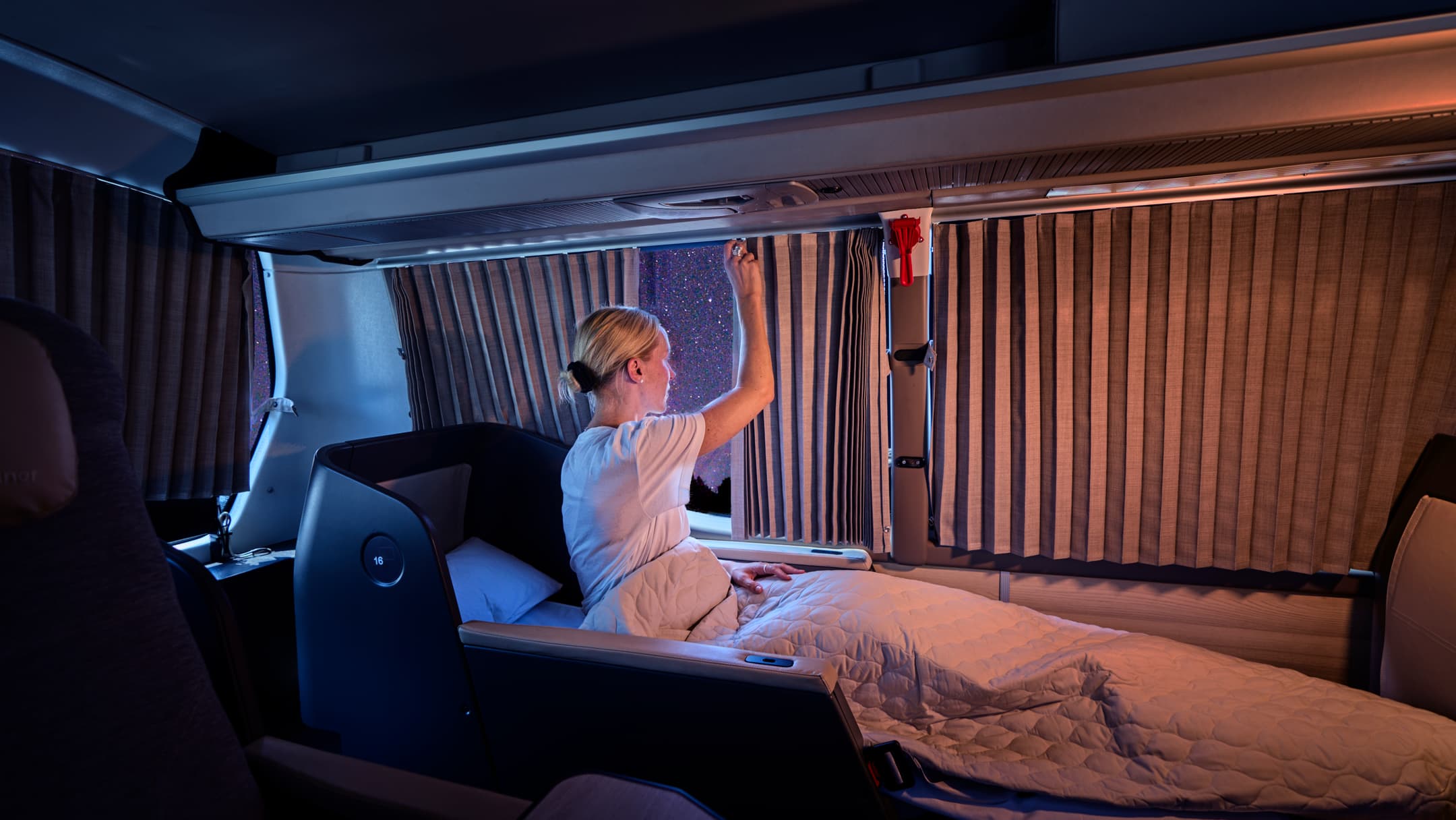 Twiliner – Europas erster komfortabler Nachtbus | OOMNIUM